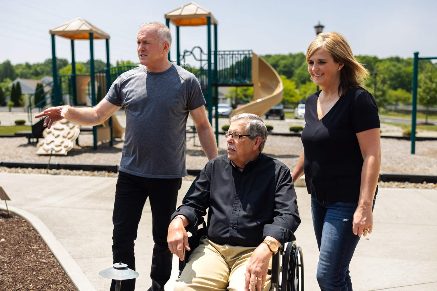 9 Heartfelt Gift Ideas for Loved Ones in Assisted Living - Brethren ...